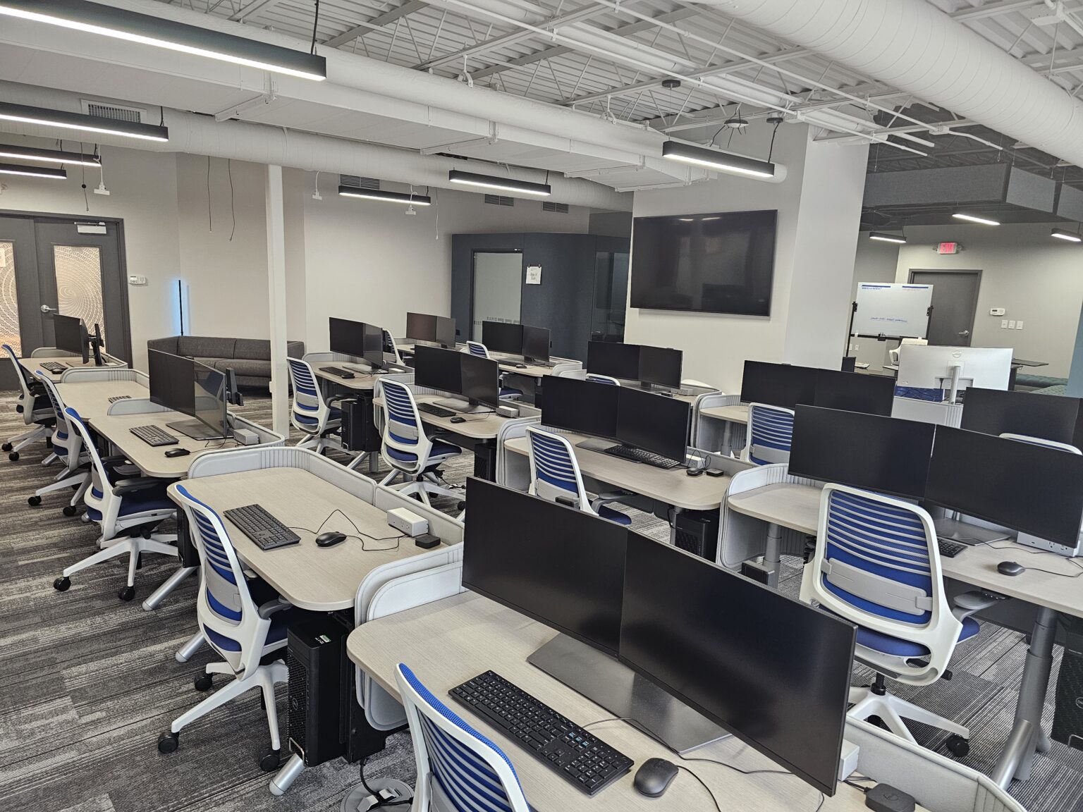 Digital Transformation Center Powered by UDRI